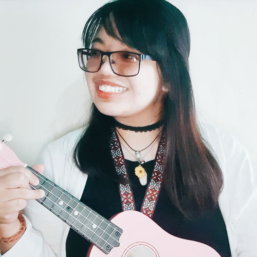 Astra Glyde: albums, songs, playlists | Listen on Deezer