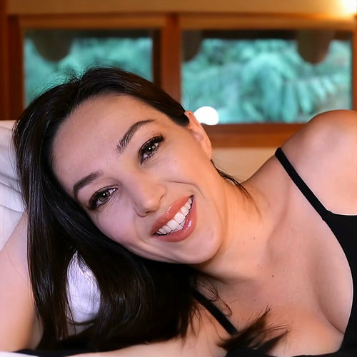 Orenda ASMR: albums, songs, playlists | Listen on Deezer