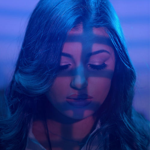 Iliana: albums, songs, playlists | Listen on Deezer