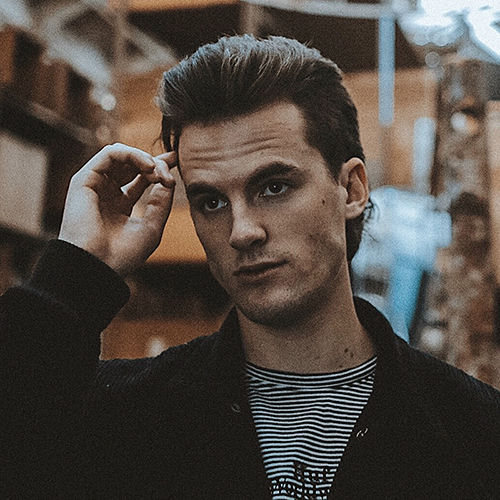 Devault: albums, songs, playlists | Listen on Deezer