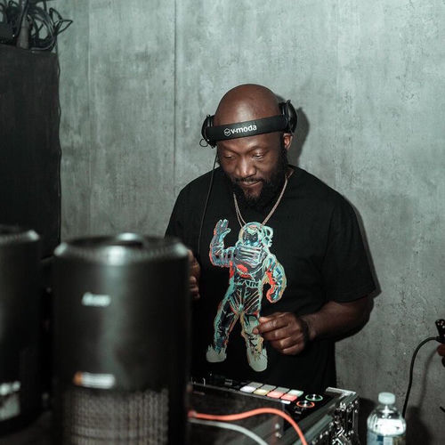Escucha el podcast DJ Dee Money | Deezer